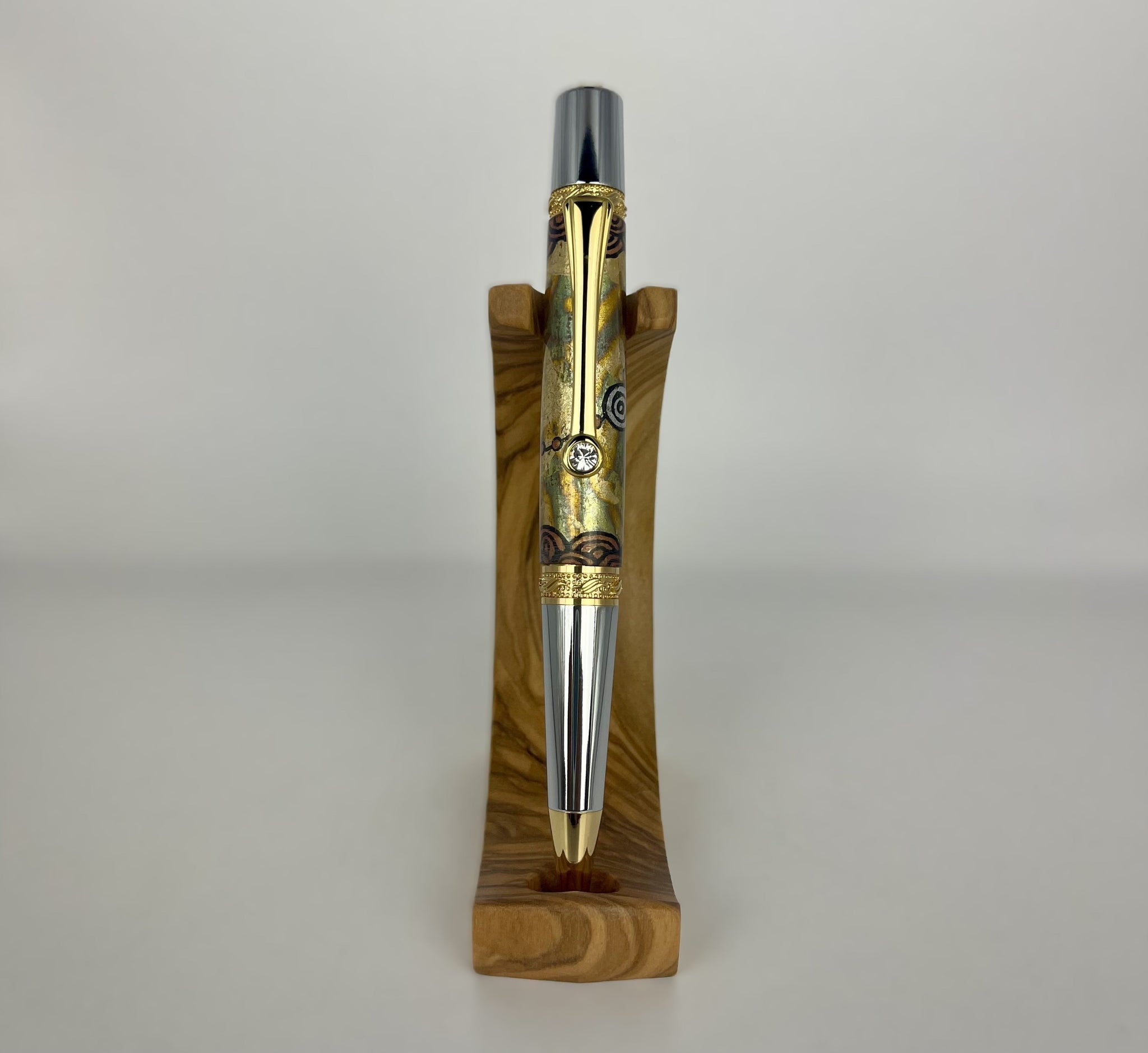 TJUNGURINGKULA WAAKARIPAI- THE ULTIMATE ABORIGINAL PEN ART COLLECTION